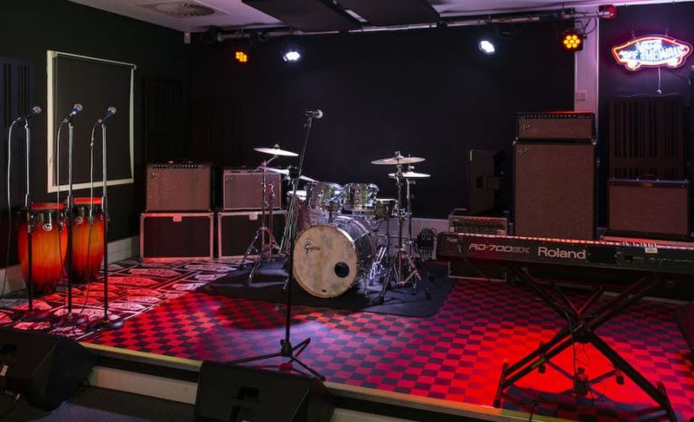 VANS Sponsors BIMM London Performance Space - BIMM Music Institute