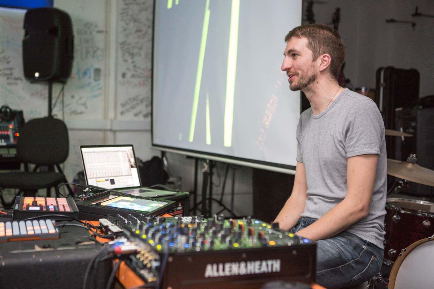 Live IDM Masterclass with DJ / Producer / Tech-wizard, Alex Banks