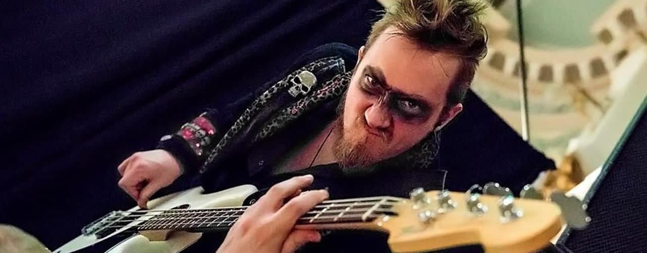 Josh Hammond tours with the Circus Of Horrors - BIMM Music Institute